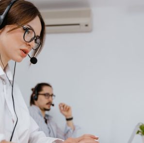 How Call Centers Improve Appointment Adherence?