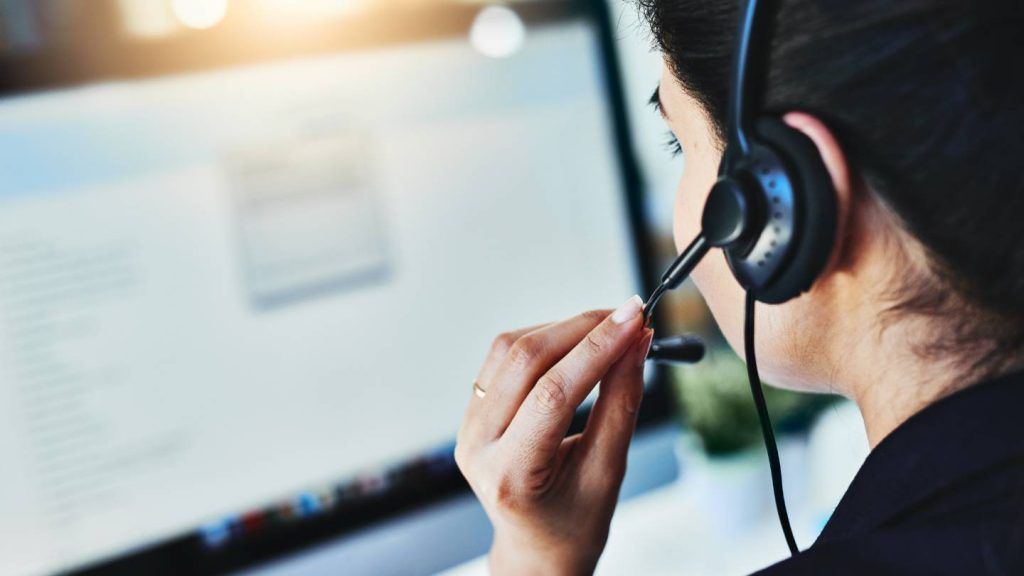 How to Improve Your AHT in a Call Center | Improve Handle Time