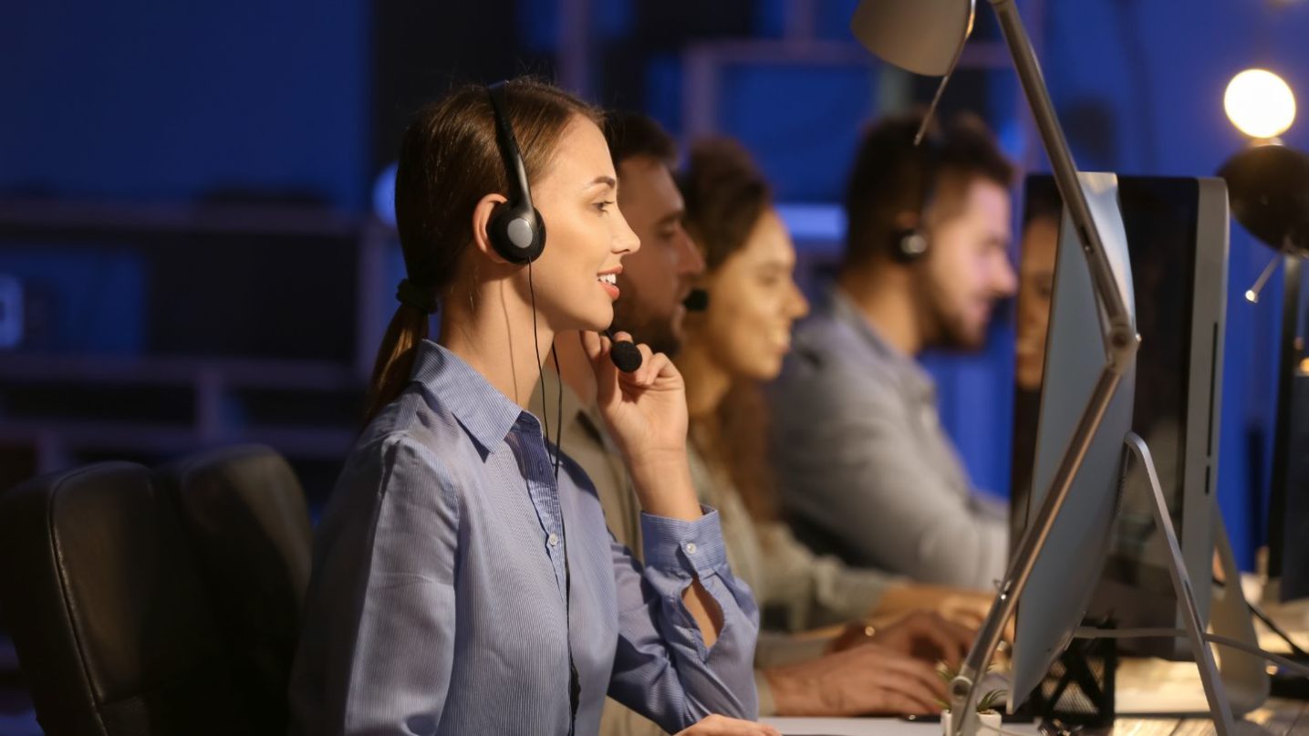 Medical Call Center vs Emergency Dispatch Center: Key Differences